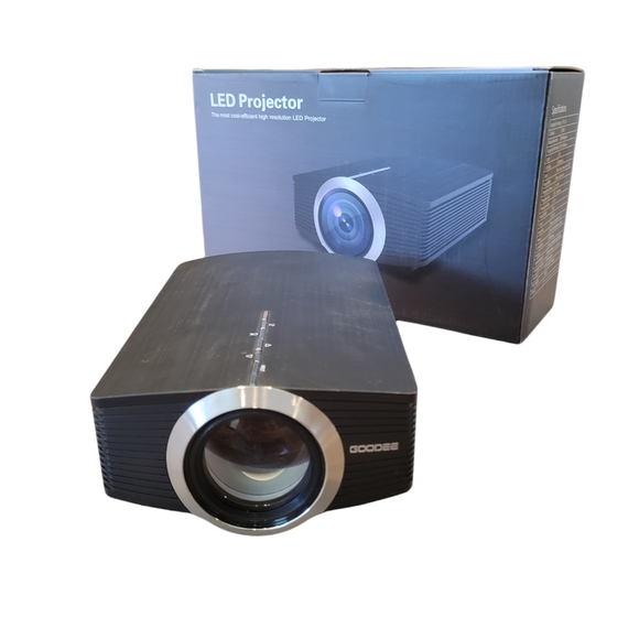 GooDee | Other | Nwt Led High Resolution Mini Projector 80 Luminous ...